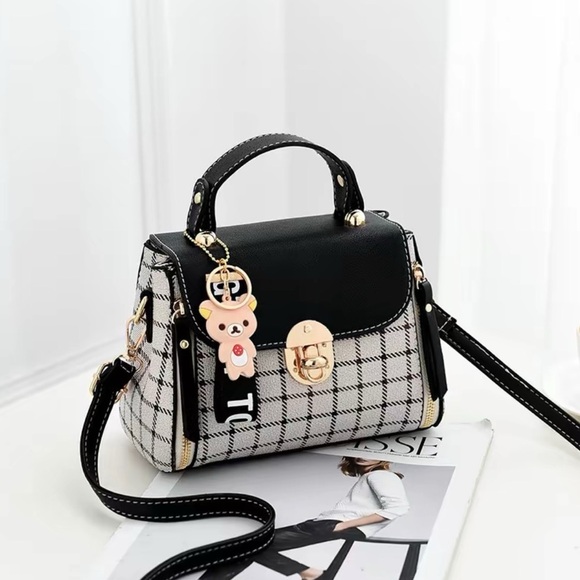 Bags | Stylish Black And White Checkered Handbag | Poshmark
